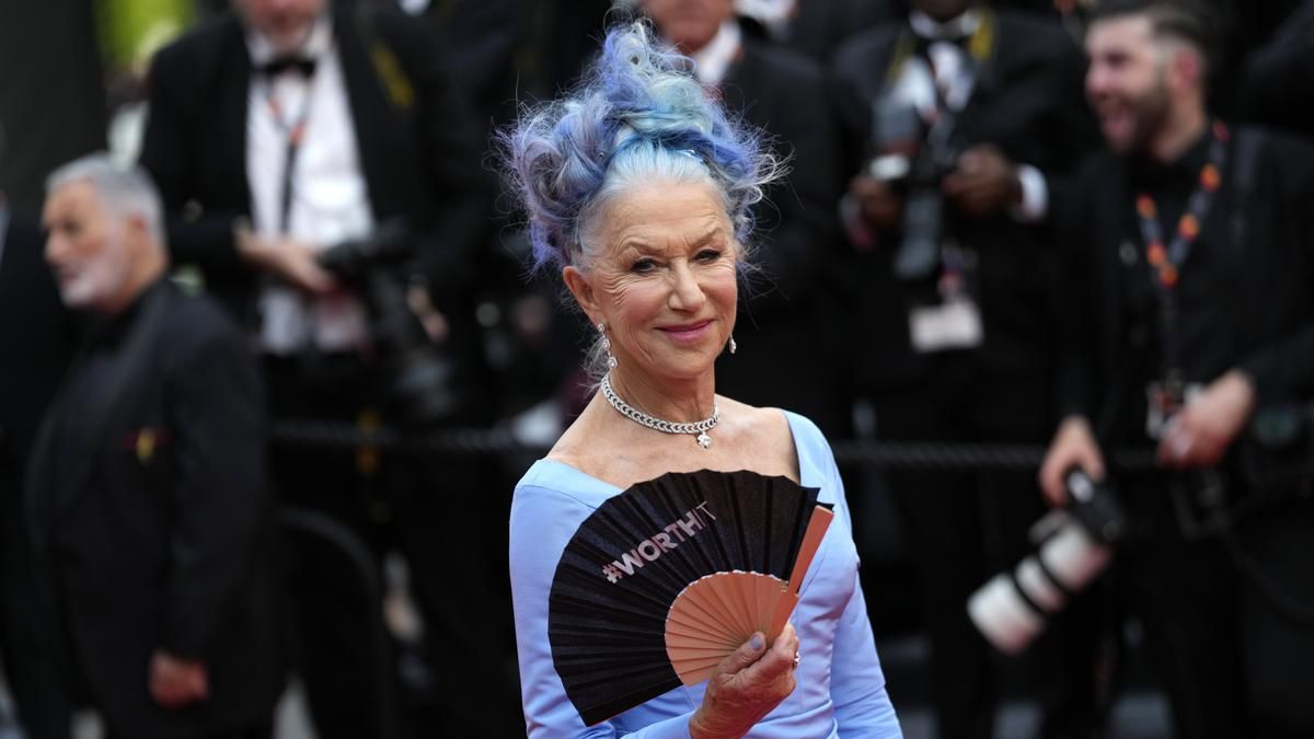 Cannes 2023: Helen Mirren's blue hair, Michael Douglas…