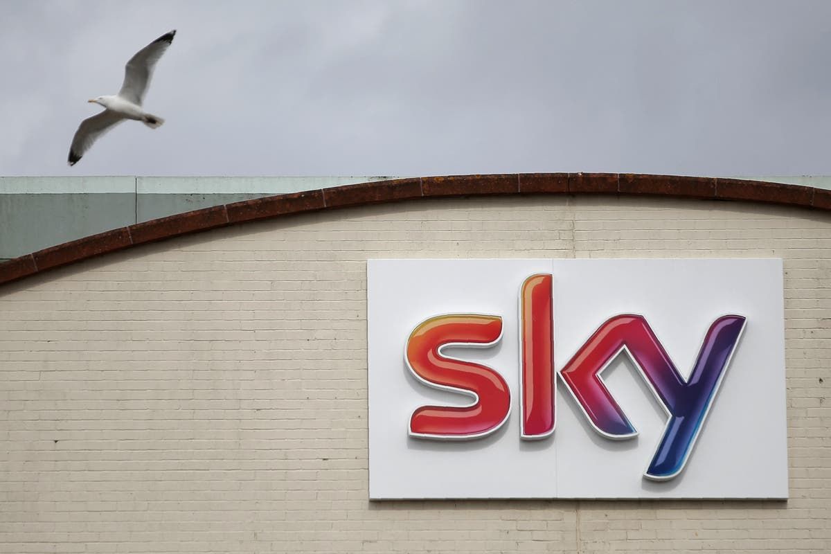 Sky Mobile down – live: Network provider ‘working’ to…
