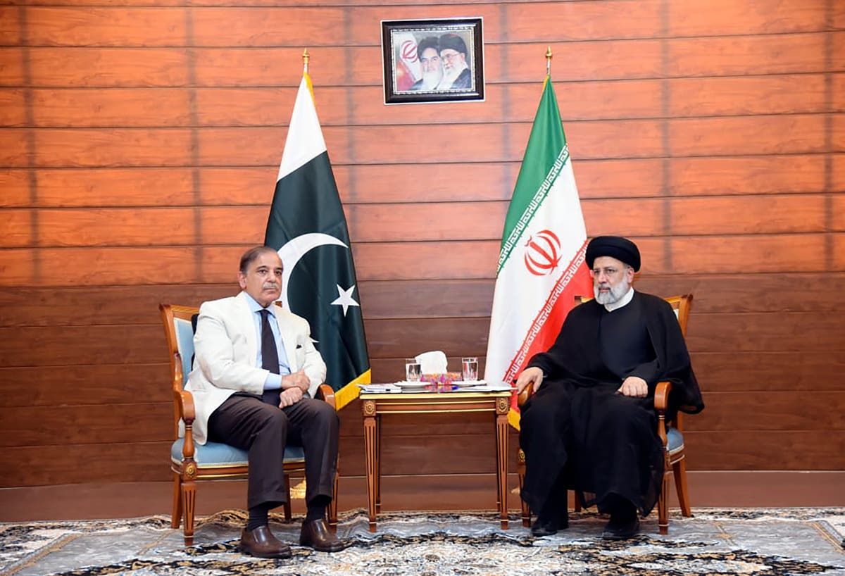 Top leaders of Pakistan, Iran inaugurate border market…
