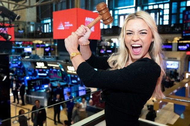 Sports Illustrated - SI Swimsuit Issue Models Take…