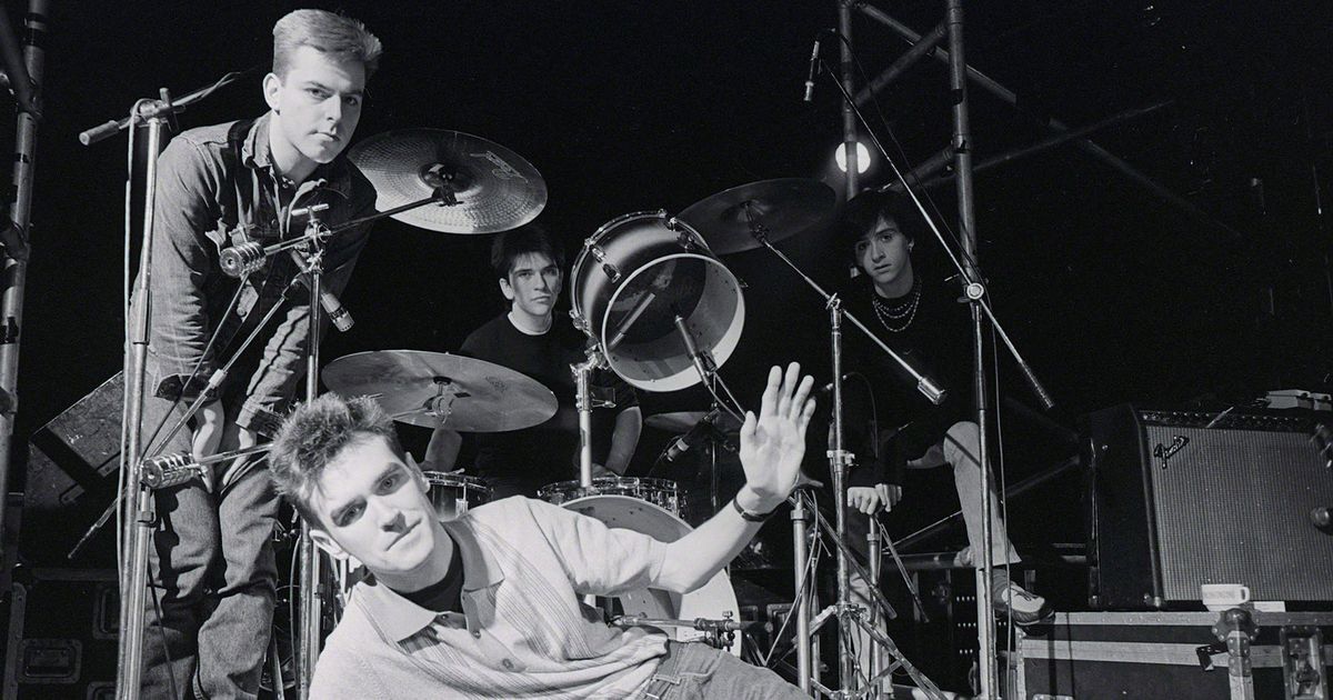 The Smiths bassist Andy Rourke, 59, dies after battle…
