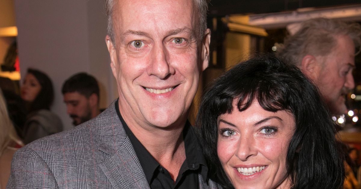 Stephen Tompkinson reveals partner's parents died in…