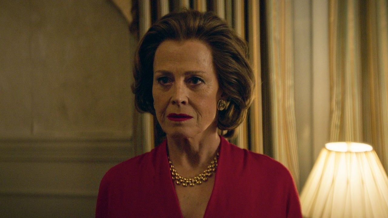 Sigourney Weaver Explains Why She Went Back To King…