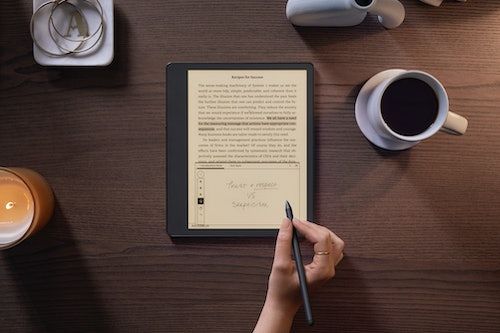 After Three Updates, Amazon's Kindle Scribe Is Now…