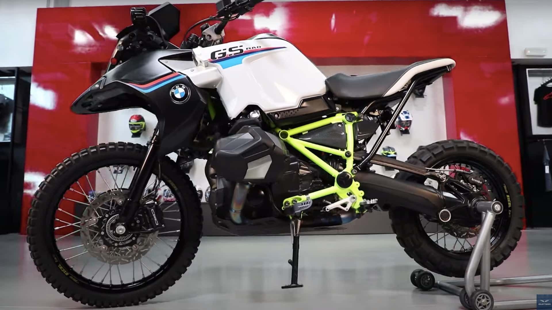 Check Out This Lightweight Custom BMW GS Build By…