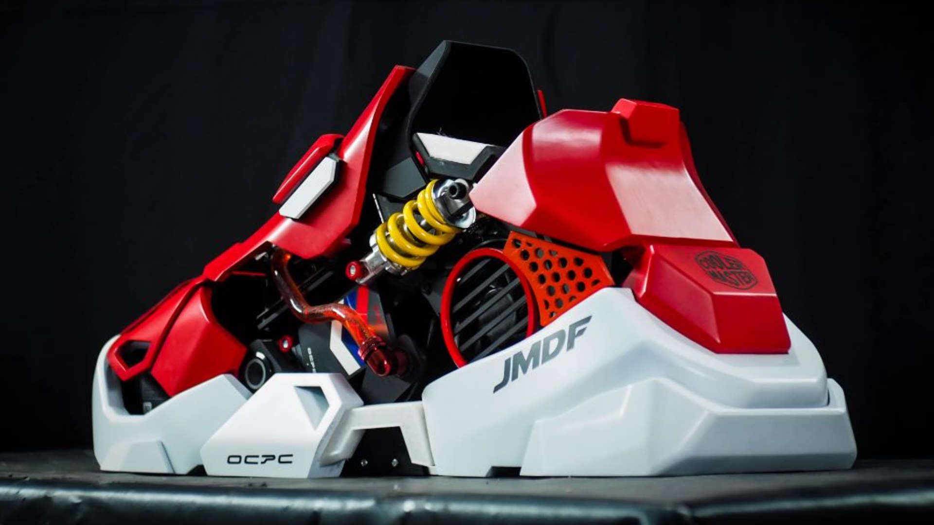 This ridiculous shoe PC went from a 10-week mod…