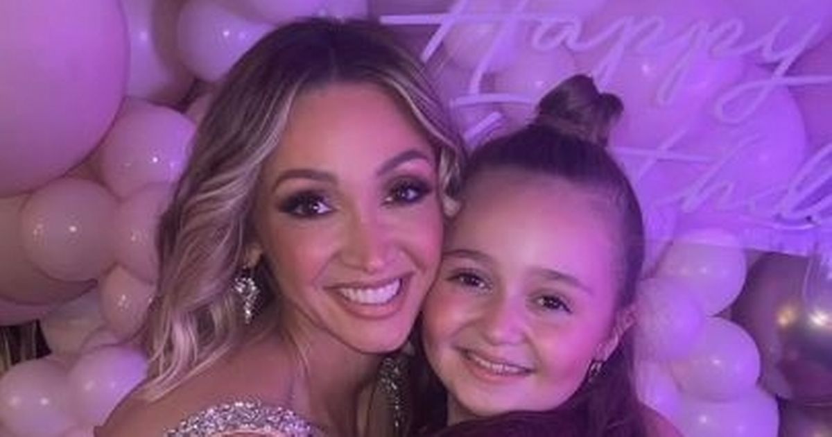 Hollyoaks' Lucy-Jo Hudson supported as she's left…