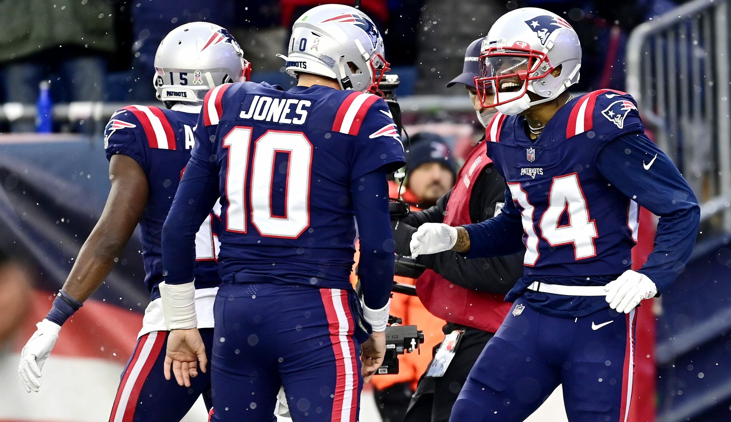 Here’s how Patriots players are taking reveal of…