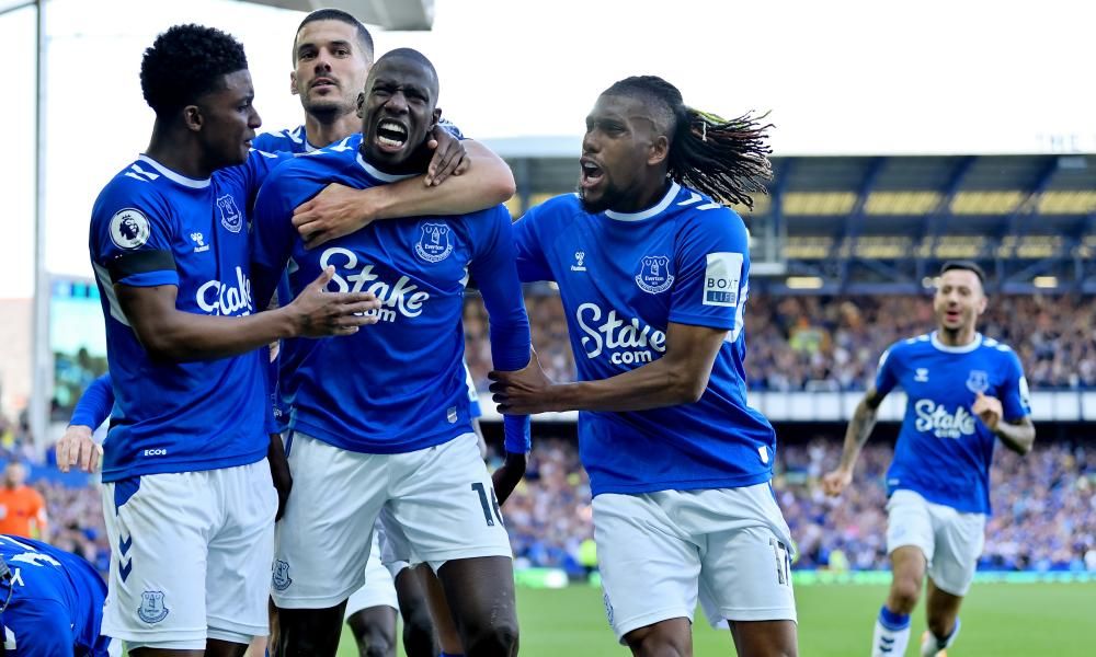 Everton seal Premier League survival as Doucouré…