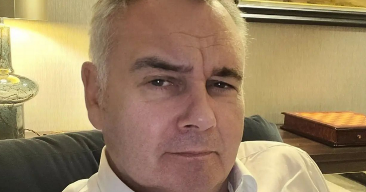 Eamonn Holmes responds to Phillip Schofield's…