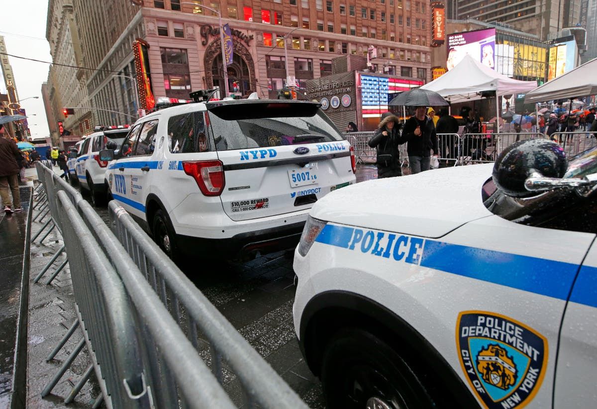 NYPD officer cites 'courtesy cards,' used by friends…