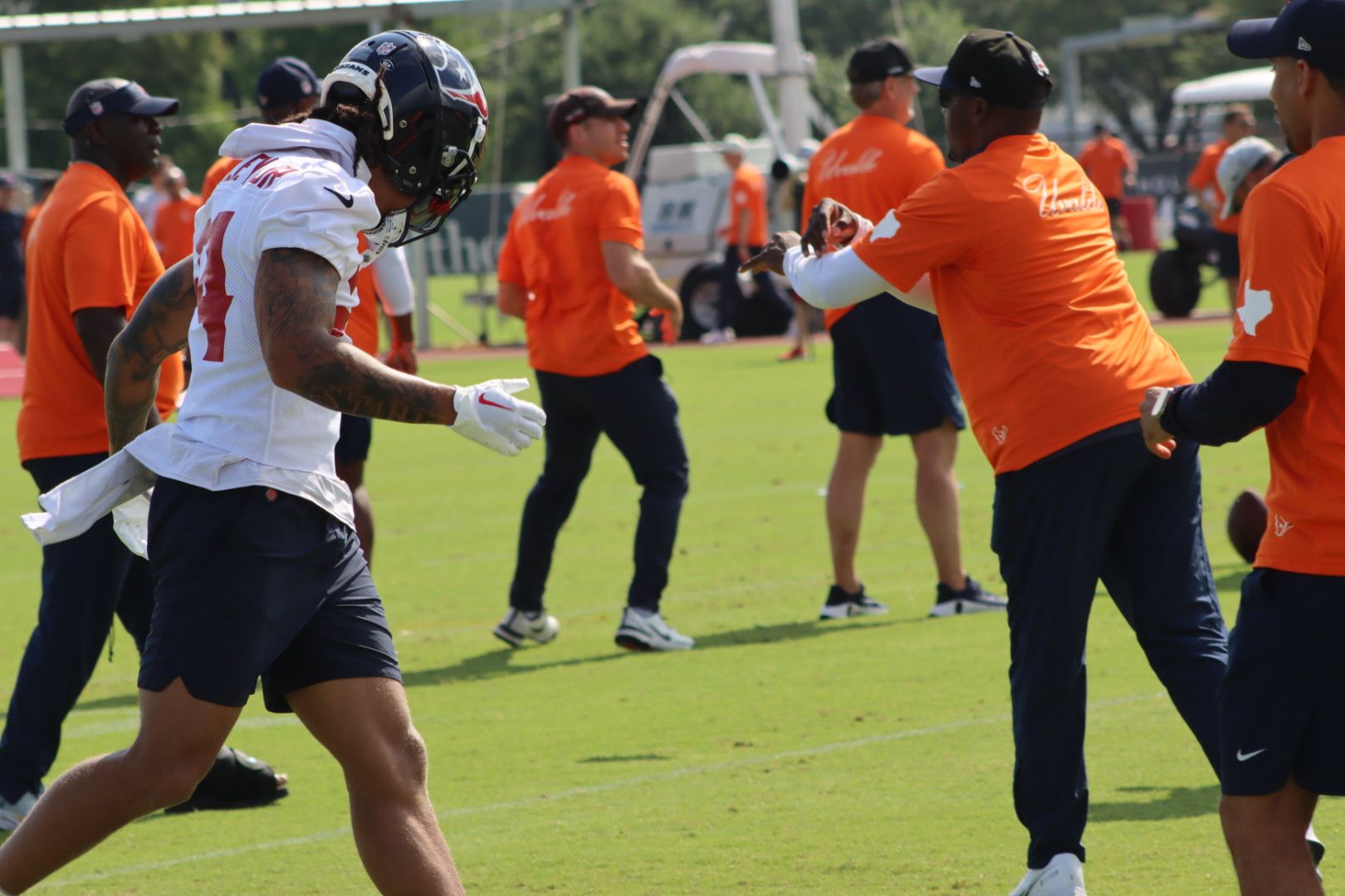 Houston Texans wear orange to remember Uvalde, support…