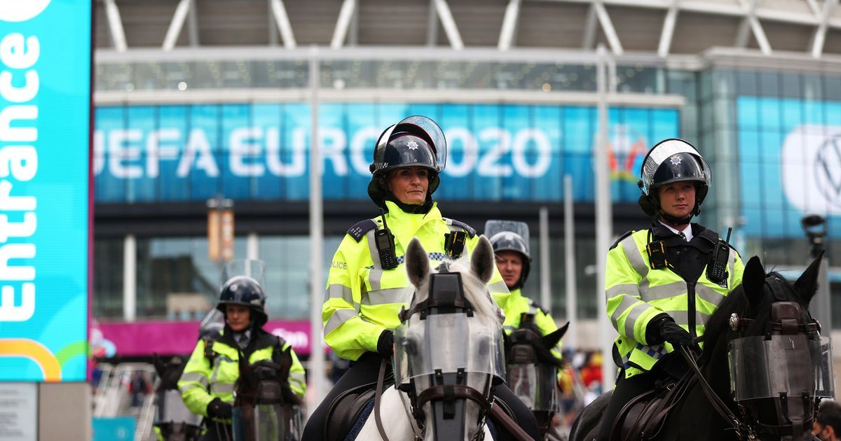Police issue warning to fans heading to Wembley as…
