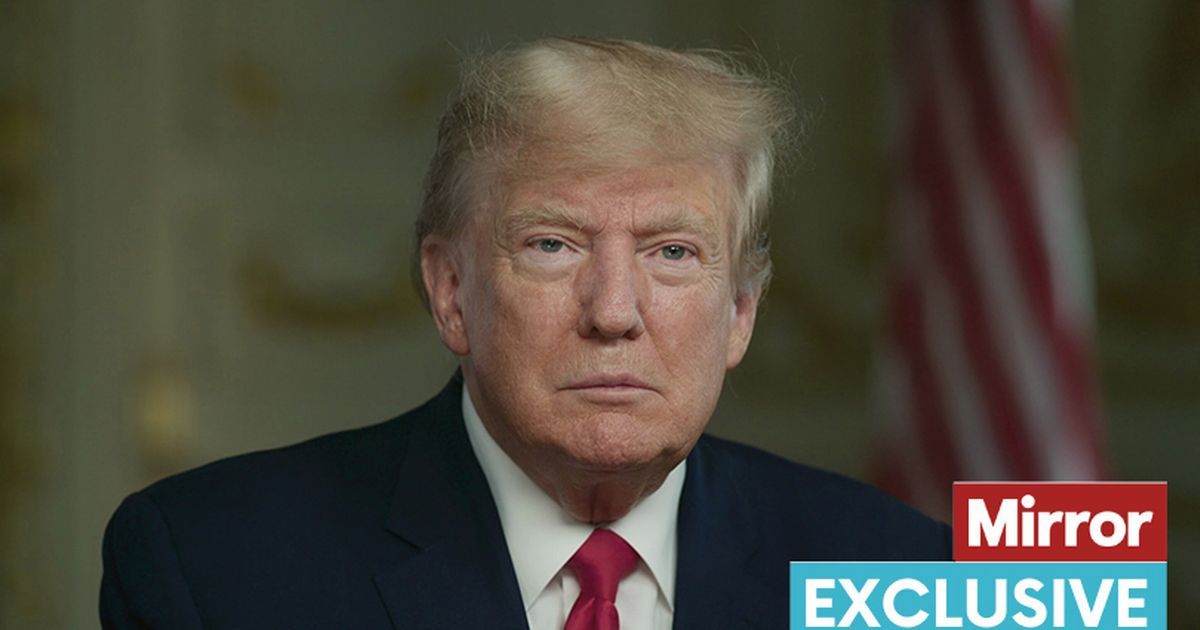 Donald Trump says he's like the Mona Lisa in bizarre…