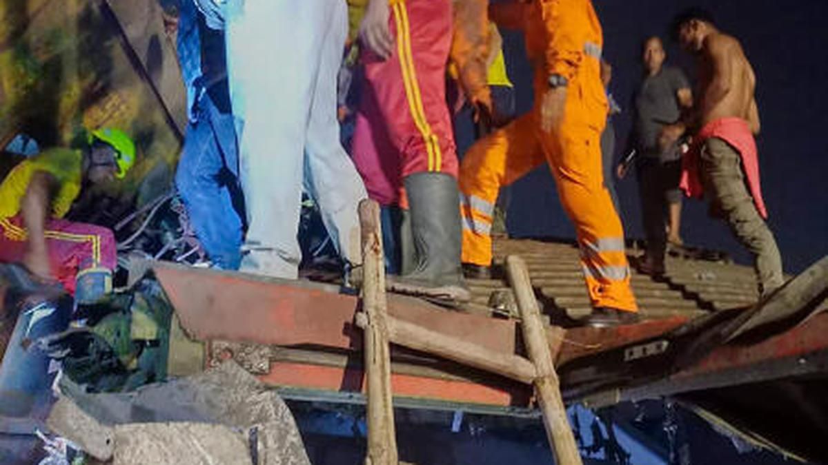 Coromandel Express derailment | List of cancelled and…