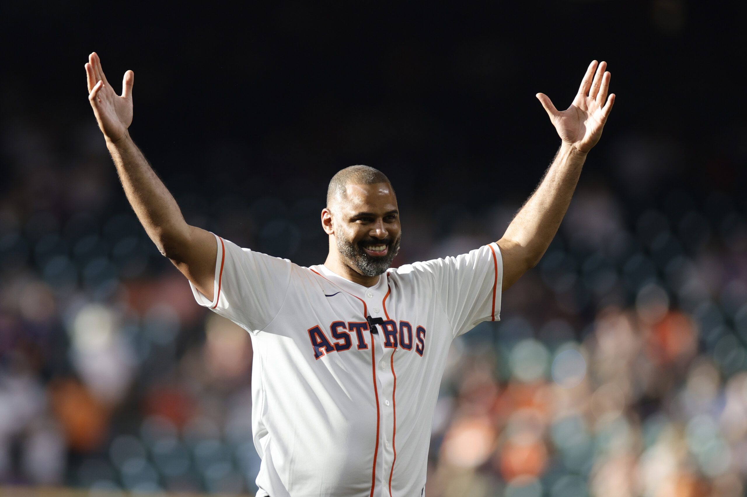 Report: Rockets hiring Cam Hodges from Clippers as…