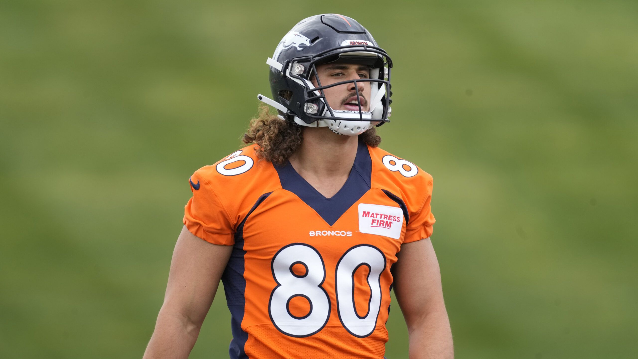 Broncos TE Greg Dulcich will fill a unique role in…