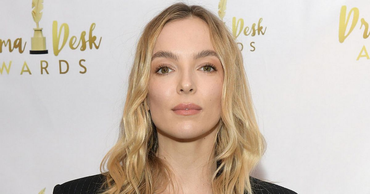 Jodie Comer 'can't breathe' as she is forced to stop…