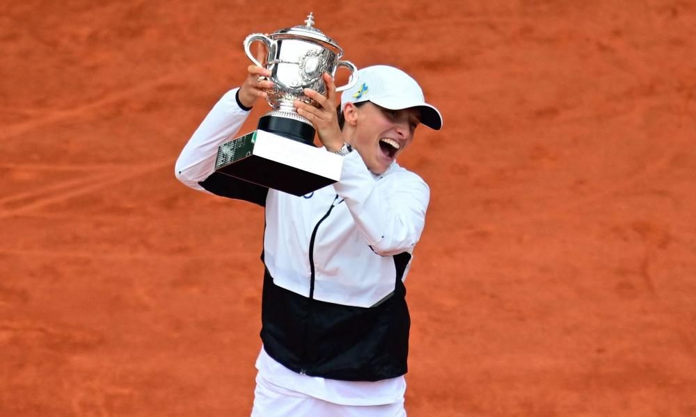 Iga Swiatek’s cold logic makes sure French Open trophy…