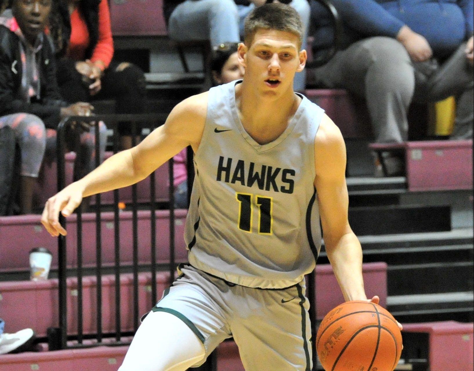 LOOK: Gehrig Normand takes the floor upon MSU arrival