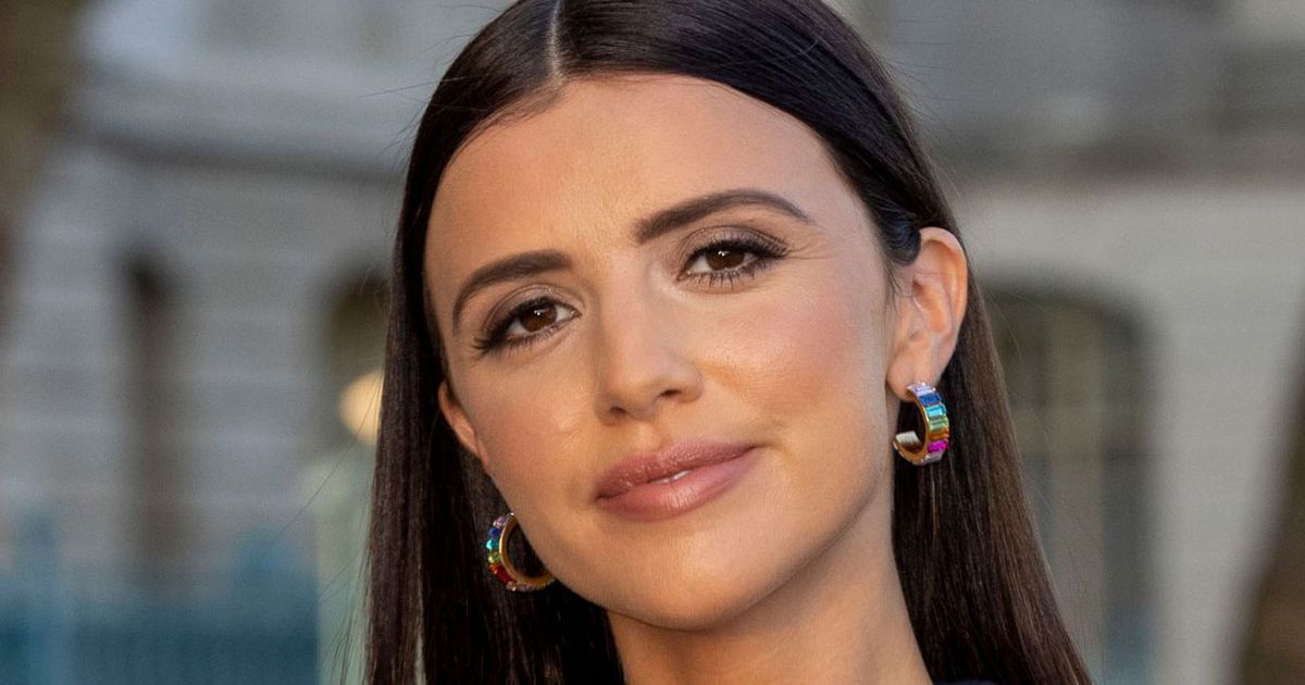 Lucy Mecklenburgh admits she is 'really struggling' as…