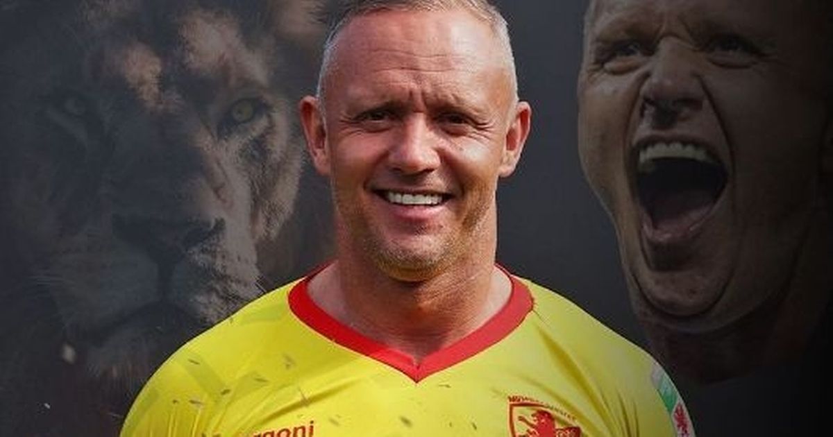 Swansea City legend Lee Trundle signs for team in…