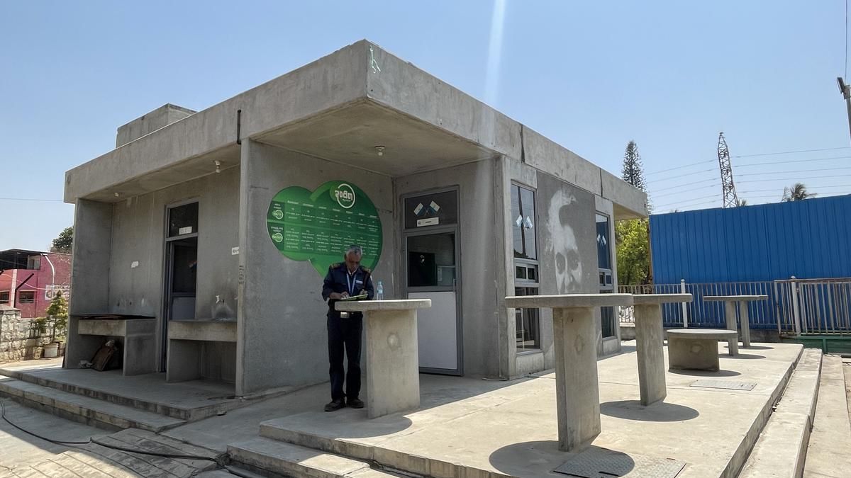 Ragi mudde-soppu saaru, kheer, bread-jam, and…