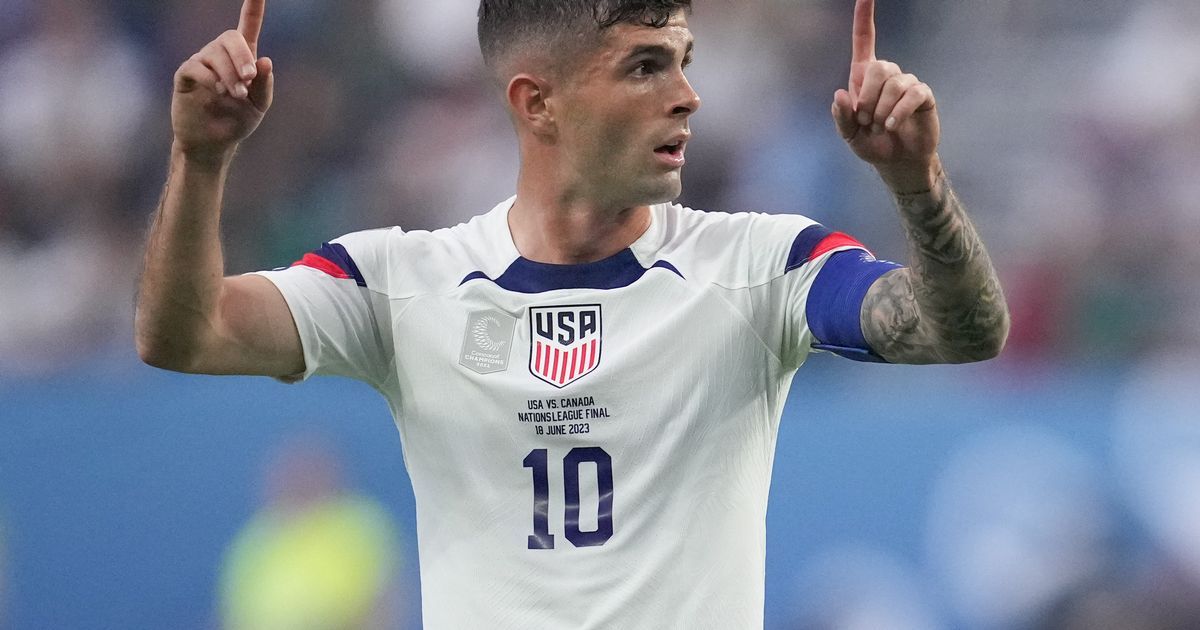 $108m Chelsea transfer target sends Christian Pulisic…