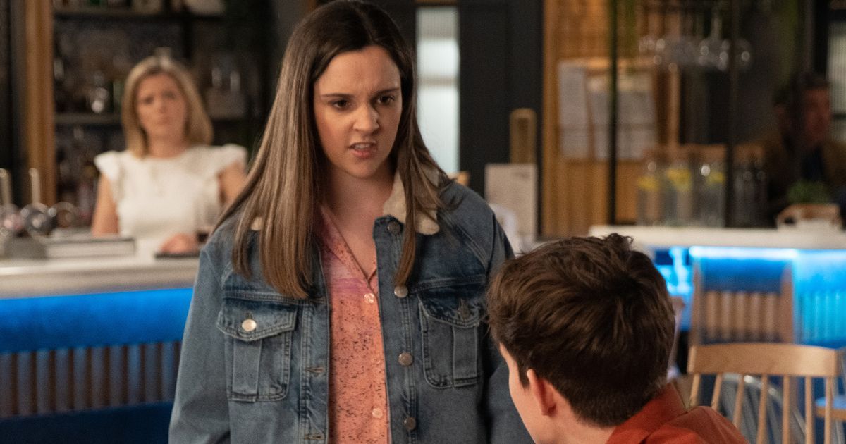 Coronation Street fans fear for Amy as she turns to…
