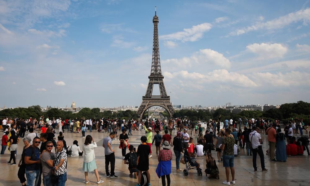 Who let all these tourists into our lovely tourist…