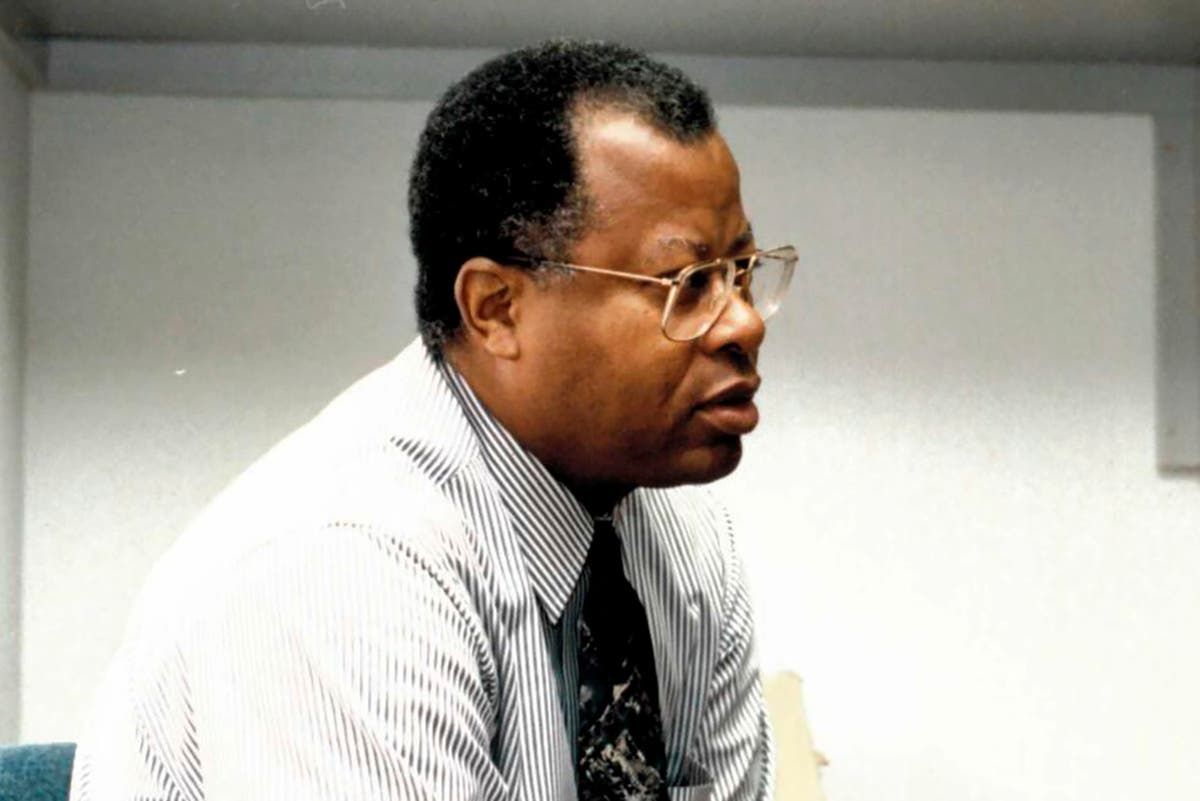 Former AP journalist and spokesman Jack Stokes dies at…