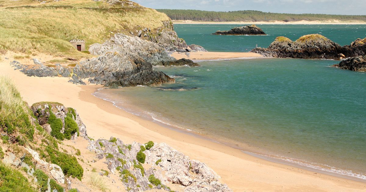 'Hidden gem' named UK's best sandy beach as TikTok…
