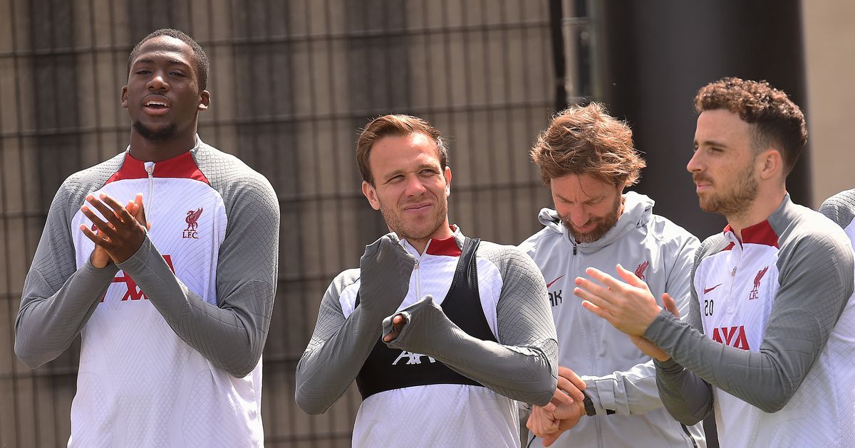 Ex-Liverpool youngster reveals what flop Arthur was…