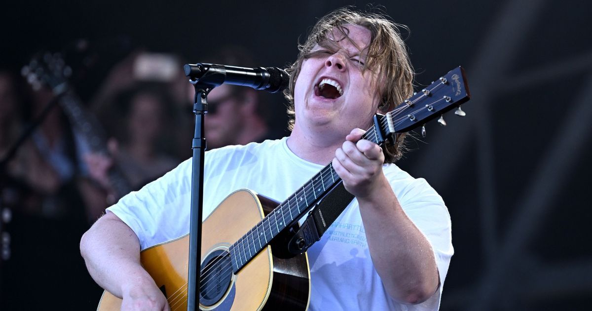 Lewis Capaldi's lovely message from Elton John after…