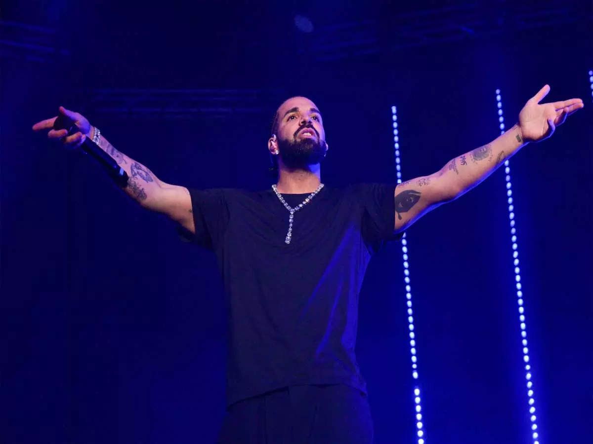 Drake announces his debut poetry book ‘Titles Ruin…