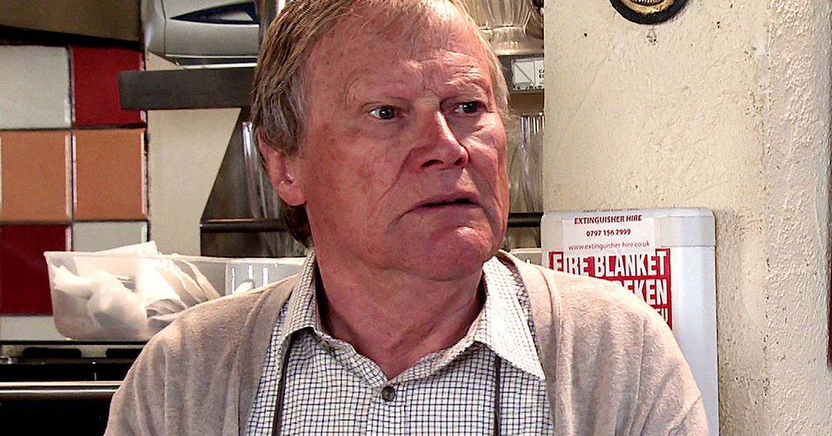 Roy Cropper star's life off-screen - rarely seen wife,…