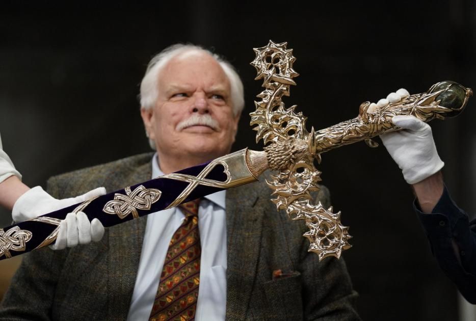King to be presented with £22,000 sword in Edinburgh…