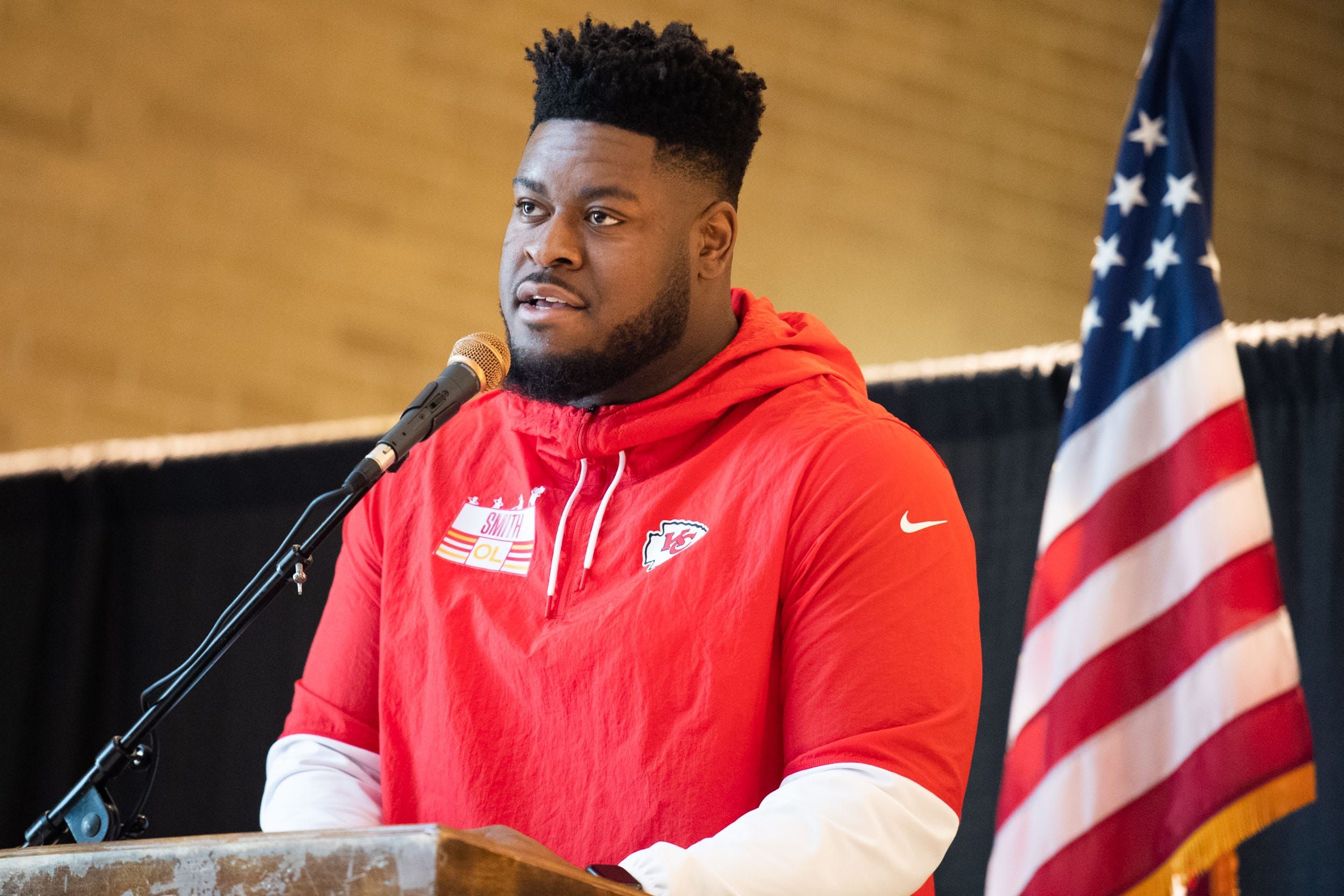 WATCH: Trey Smith discusses Chiefs’ Super Bowl win,…