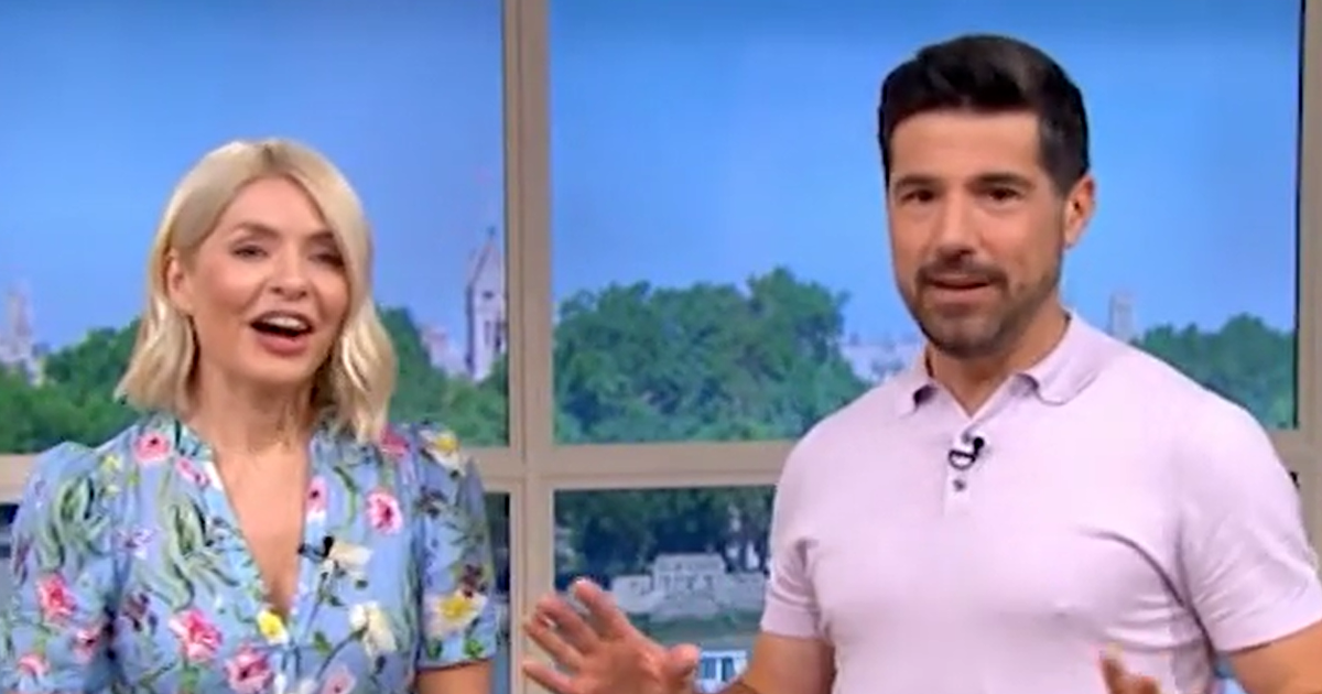 This Morning's Craig Doyle 'panics' Holly Willoughby…