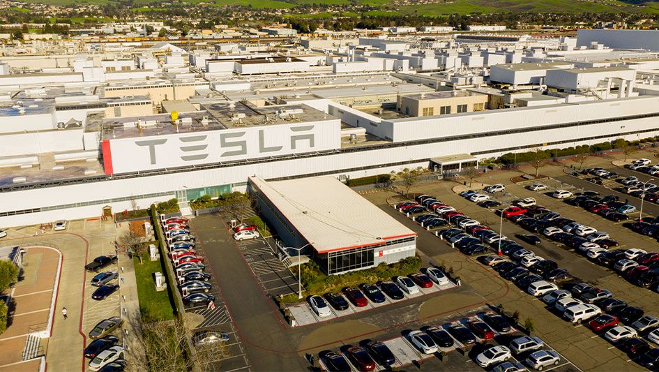 Dow Jones Pauses As Market Closes Early; Tesla, EV…