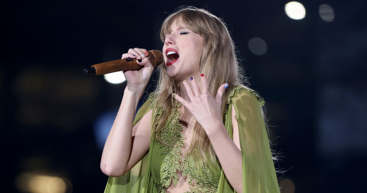 Taylor Swift fans 'genuinely scared' as artificial…
