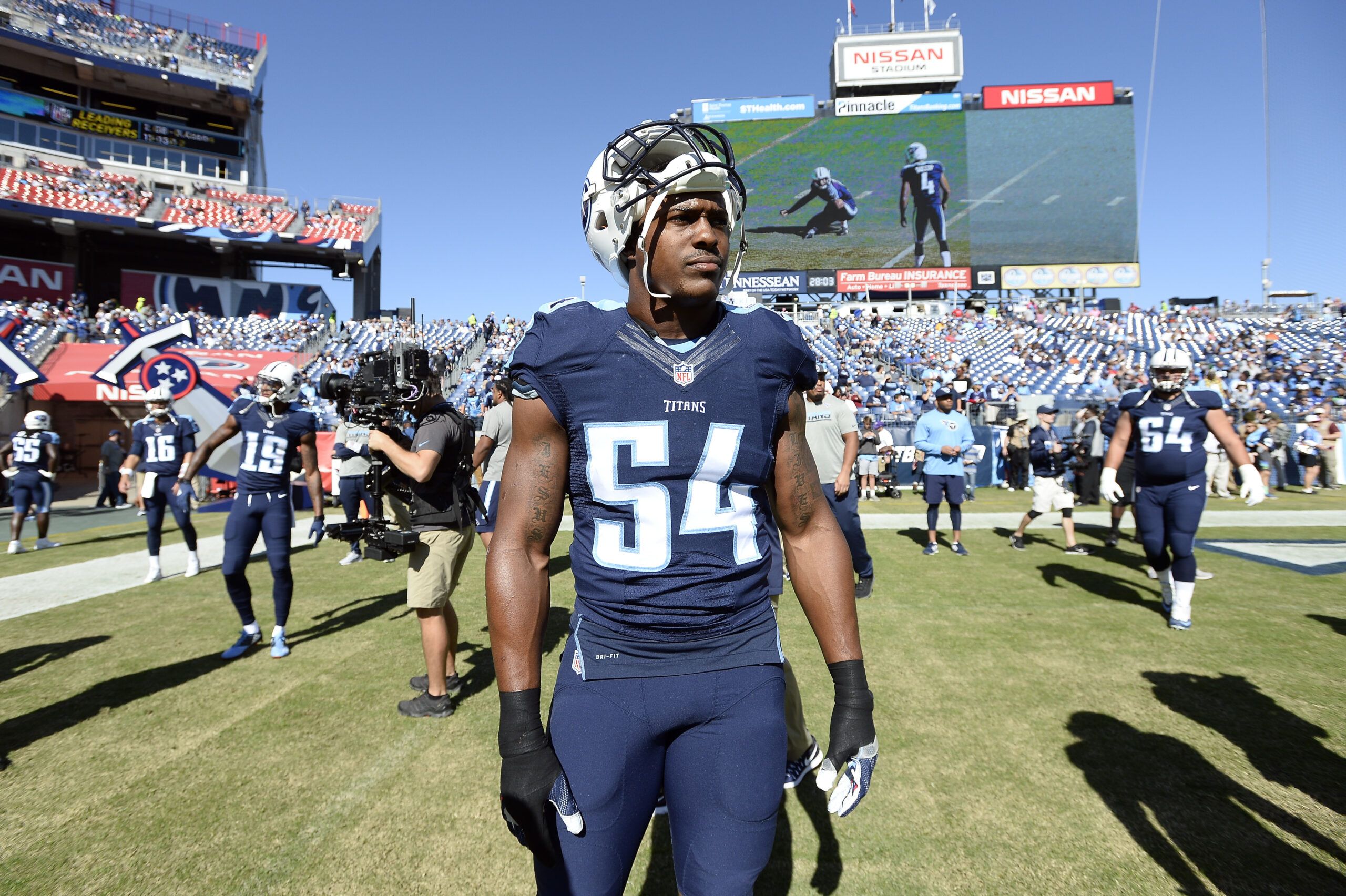 Ex-Titans LB Avery Williamson lands high school…