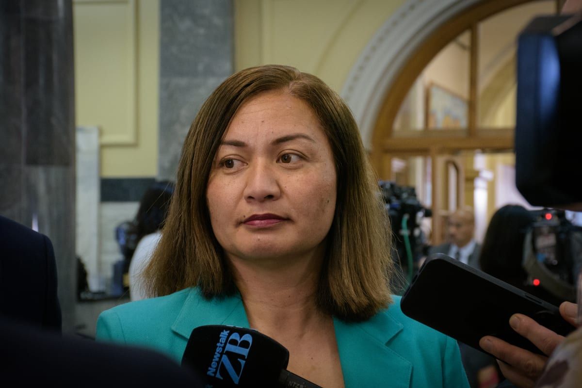 Greens plot path back to power