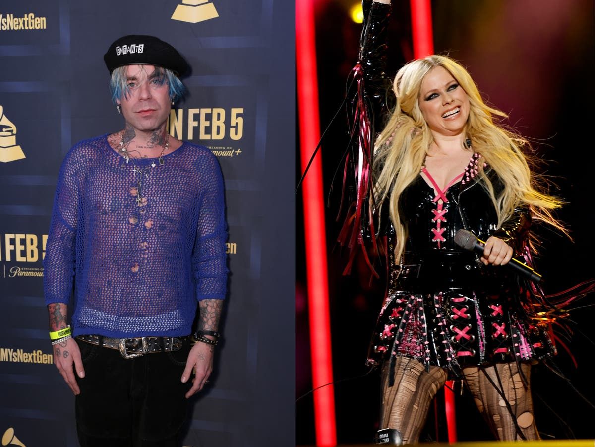 Mod Sun seen ‘kissing’ model Sahara Ray five months…