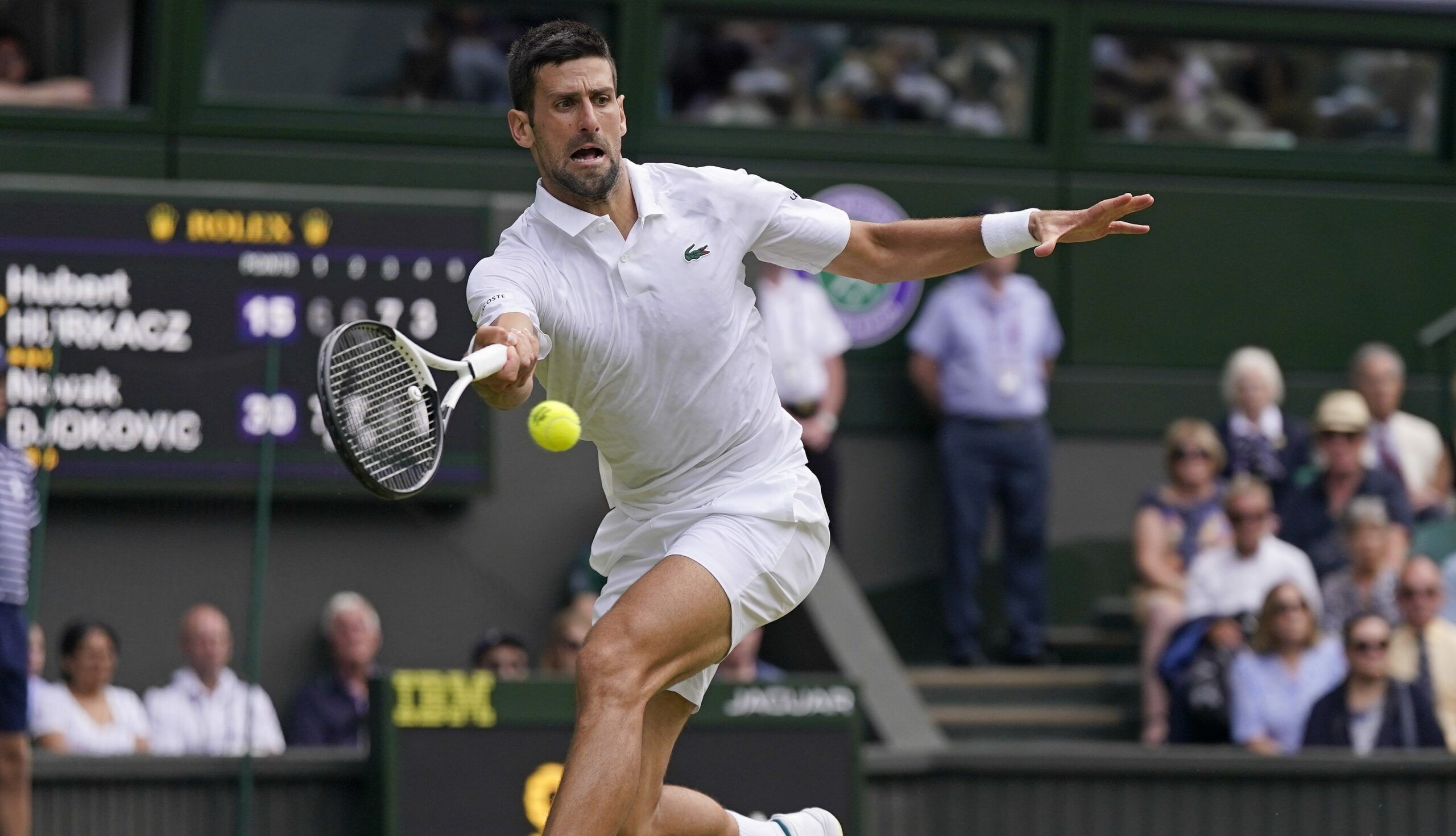 Why Wimbledon players wear all white for London’s…