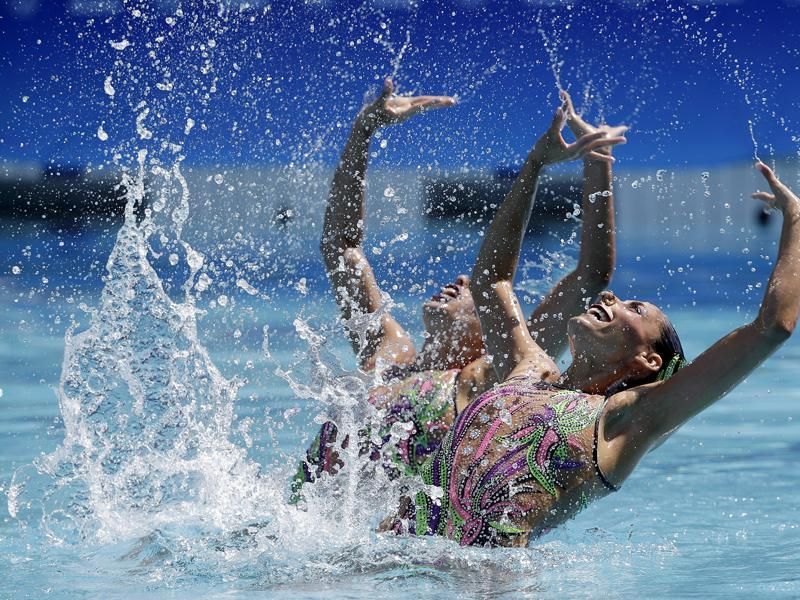 Watch: Mexican swimmers dance underwater to Akshay’s…