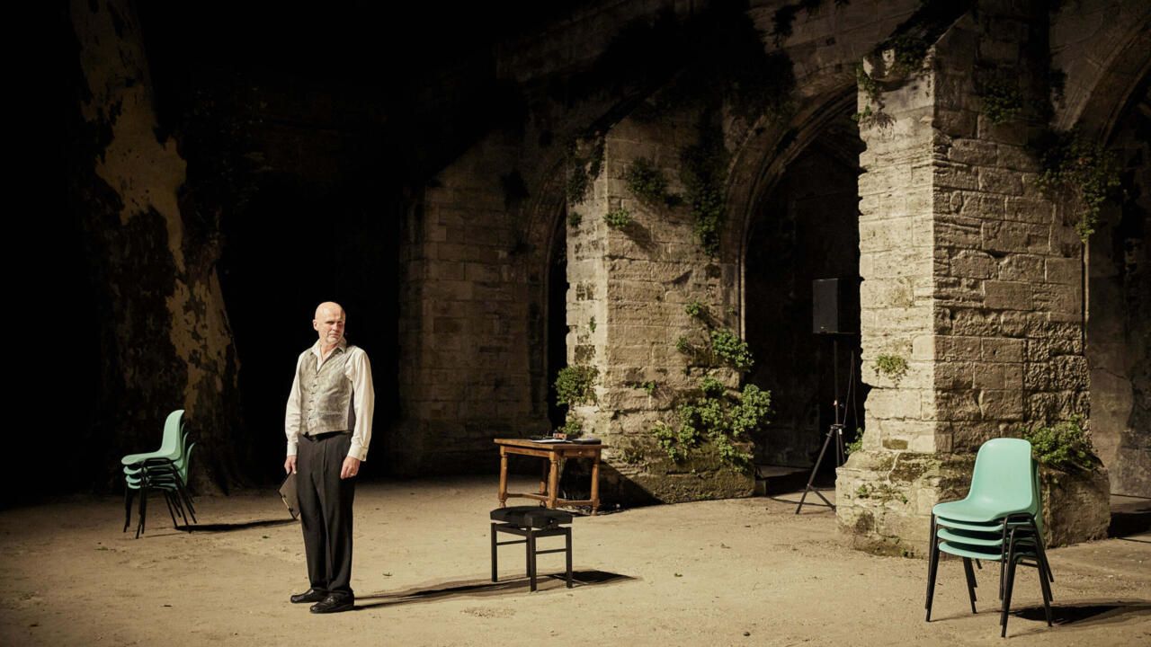 British theatre director Tim Crouch is an Englishman…