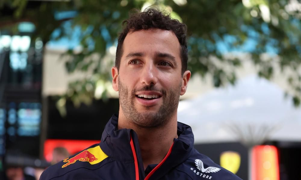Daniel Ricciardo replaces Nyck de Vries in show of…
