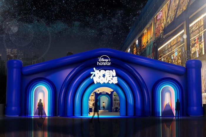 Get lost in Disney's world at Parc Paragon