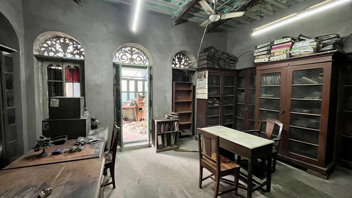 Kolkata’s oldest bookshop to turn part of premises…